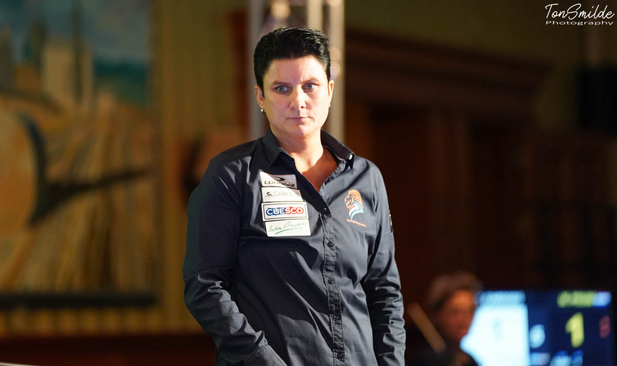 Therese staat voor krachttoer op WK met drie Aziaten in finales | KNBB