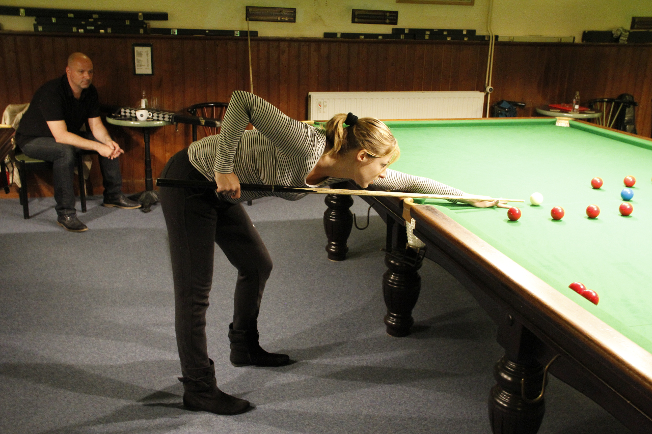 Snooker training voor dames nieuw leven ingeblazen | KNBB